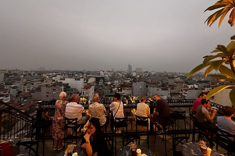 Photo Gallery - Solar Sky Bar Hanoi