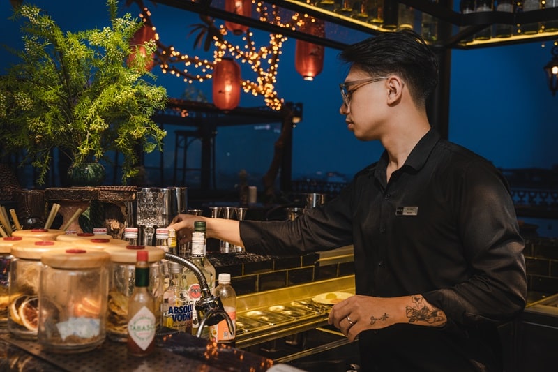 Photo Gallery - Solar Sky Bar Hanoi